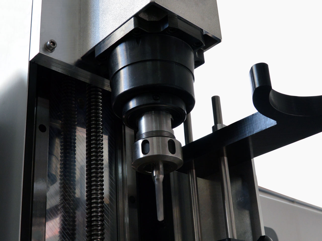 Voxelcare VCM400 CNC Machine | High Polypropylene Production