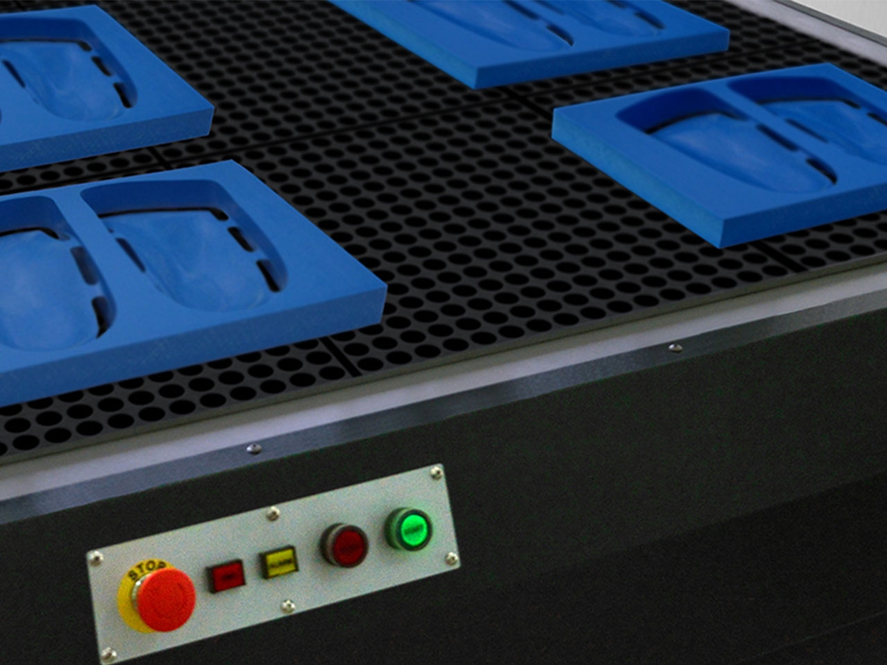 Voxelcare VCM400 CNC Machine | High Polypropylene Production
